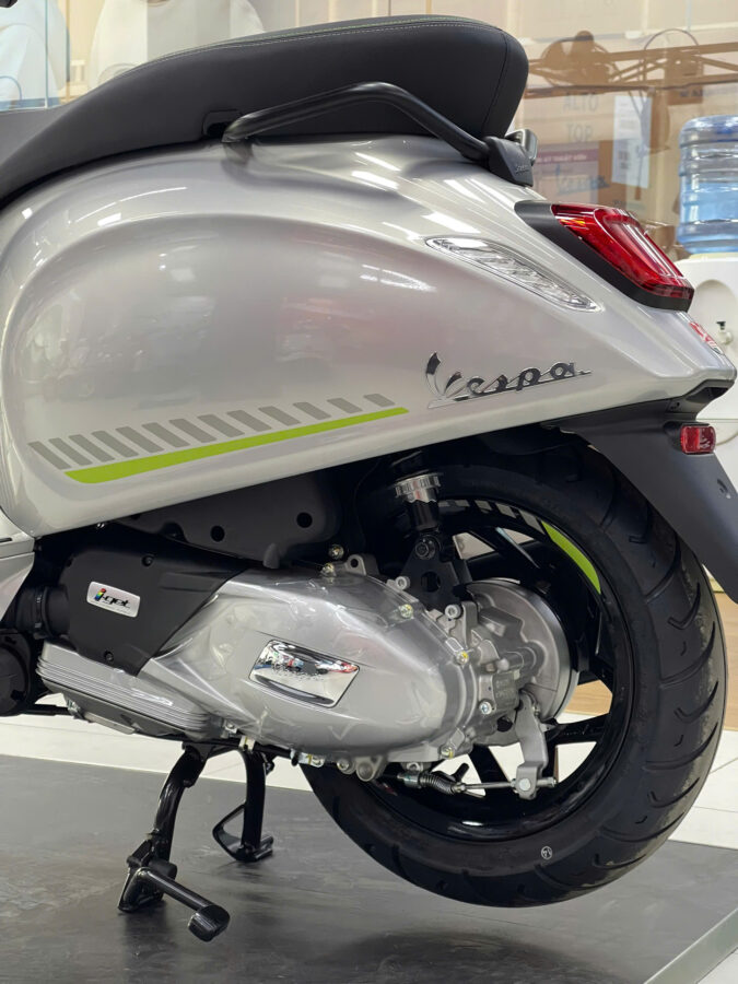 Vespa Sprint Tech 125 - Bảng Giá & CTKM Mới Nhất 2025